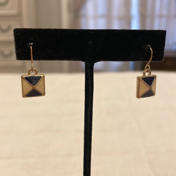 Jewelry | Vintage Antique Gold Tone Navy Beige Square Dangle Drop ...